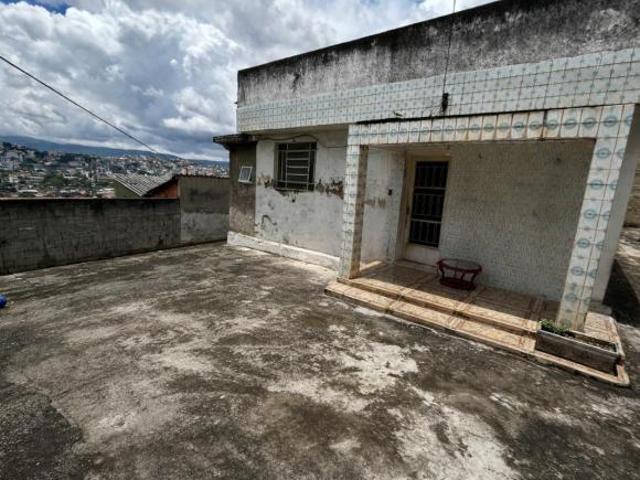 Casa com 4 quartos à venda em Contagem, no bairro Industrial