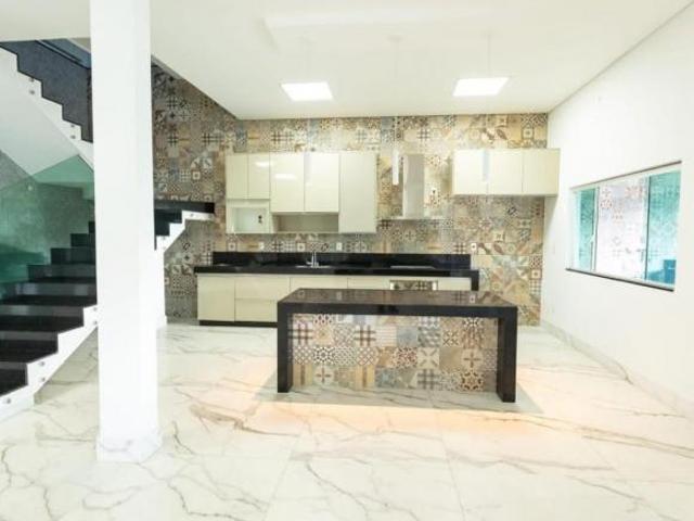 Casa com 4 quartos à venda em Contagem, no bairro Icaivera