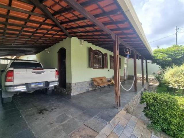 Casa com 4 quartos à venda em Contagem, no bairro Jardim Riacho Das Pedras