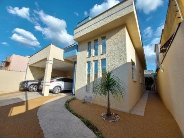 Casa com 4 quartos à venda em Contagem, no bairro Lúcio De Abreu