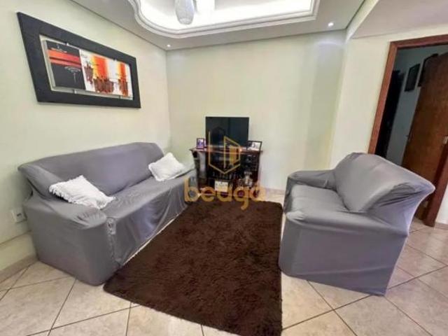 Casa com 4 quartos à venda em Contagem, no bairro Novo Progresso