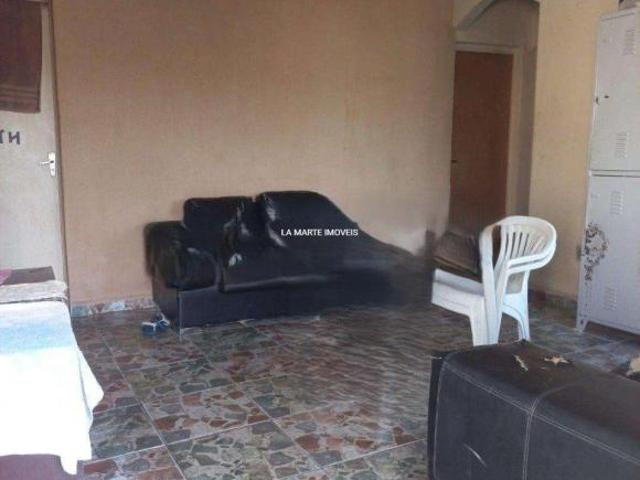 Casa com 4 quartos à venda em Contagem, no bairro Novo Riacho