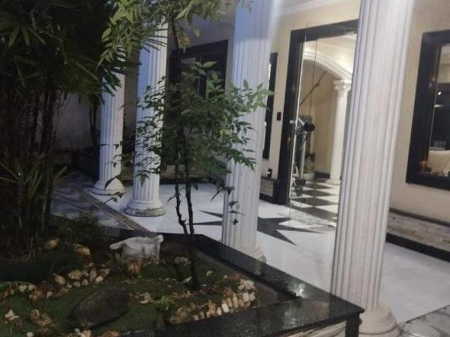 Casa com 4 quartos à venda em Contagem, no bairro Sapucaias Iii