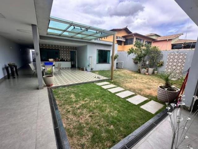 Casa com 4 quartos à venda em Contagem, no bairro Parque Xangri Lá