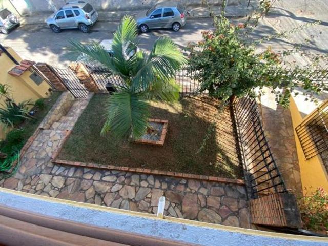 Casa com 4 quartos à venda em Contagem, no bairro Vila Pérola