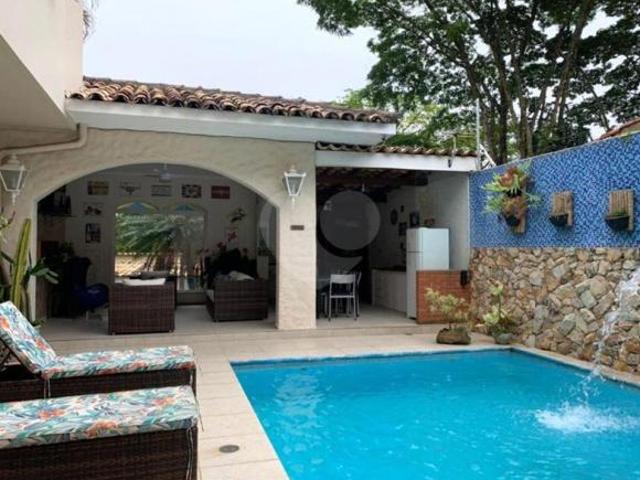 Casa com 4 quartos à venda em Fazenda morumbi SP