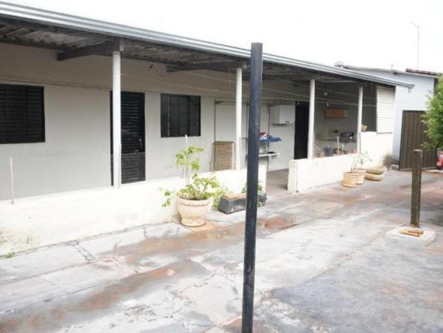 Casa com 4 quartos à venda em Fernandópolis, no bairro Vila Ubirajara