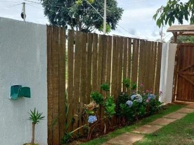 Casa com 4 quartos à venda em Formiga, no bairro Furnastur