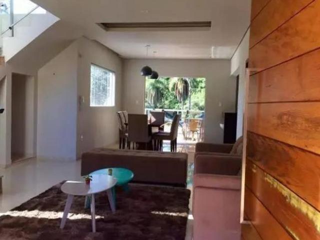 Casa com 4 quartos à venda em Florestal, no bairro Centro