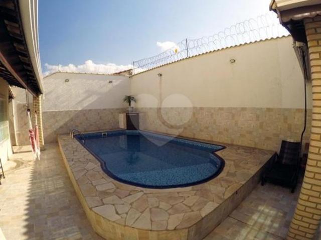 Casa com 4 quartos à venda em Flórida SP