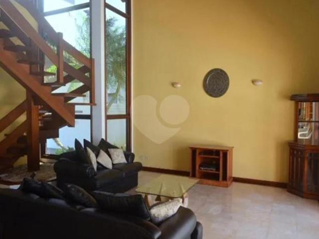Casa com 4 quartos à venda em Jardim acapulco SP