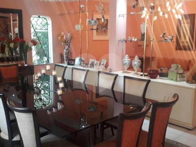 Casa com 4 quartos à venda em Jardim guapira SP