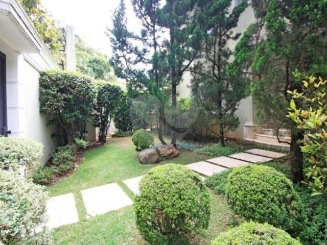 Casa com 4 quartos à venda em Jardim dos estados SP