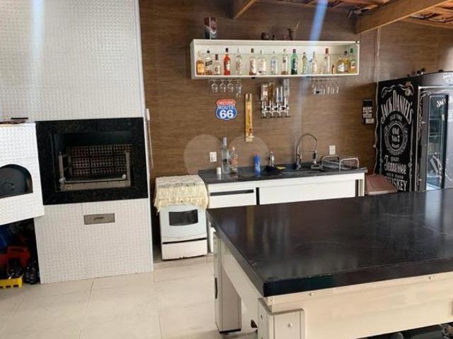 Casa com 4 quartos à venda em Jardim elvira SP
