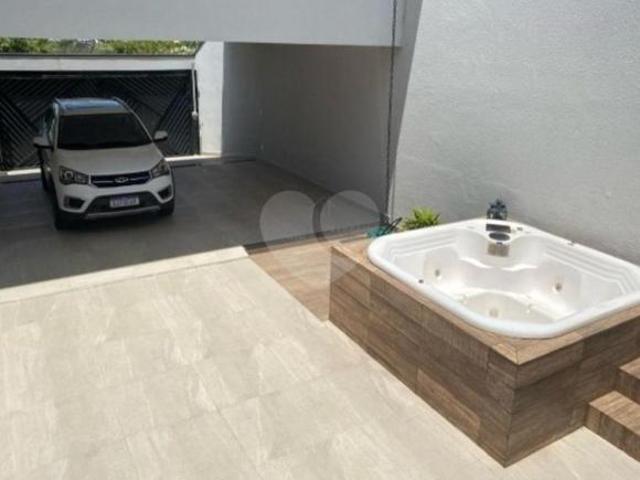 Casa com 4 quartos à venda em Jardim esplanada SP