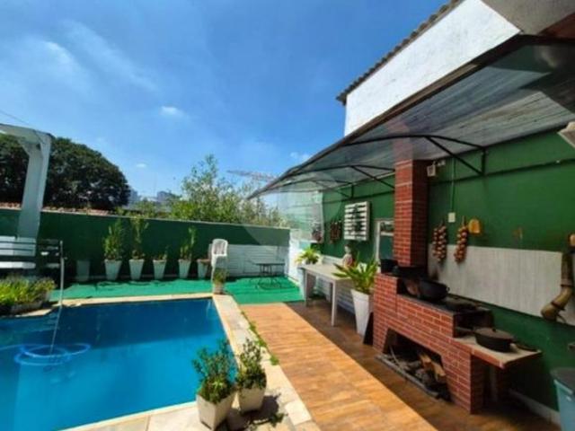 Casa com 4 quartos à venda em Jardim leonor SP