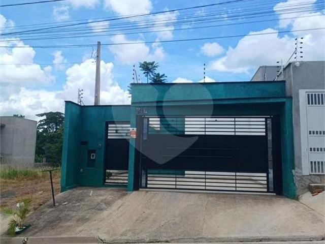 Casa com 4 quartos à venda em Jardim moriyama SP