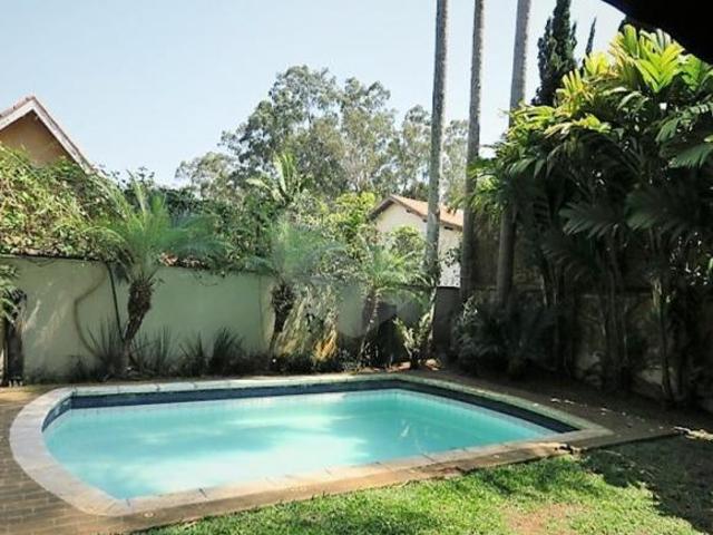 Casa com 4 quartos à venda em Jardim Morumbi SP