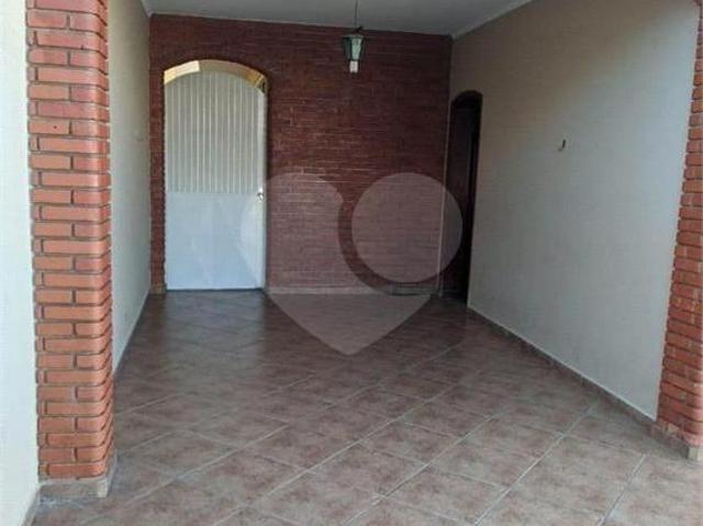 Casa com 4 quartos à venda em Jardim Siriema SP