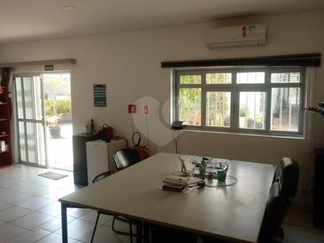 Casa com 4 quartos à venda em Jardim paineiras SP