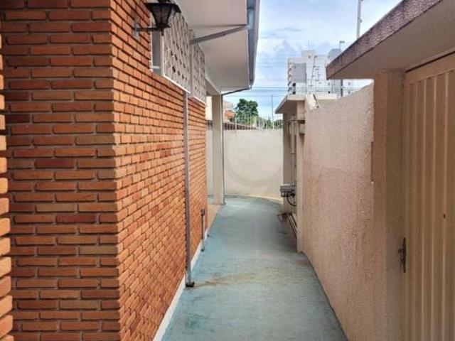 Casa com 4 quartos à venda em Jardim Paraíso SP