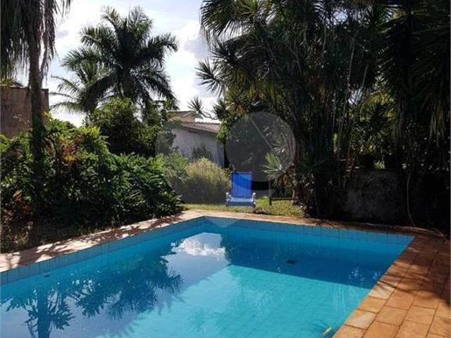 Casa à venda com 4 quartos, sendo 3 suítes, em Jardim Paraíso, São Carlos