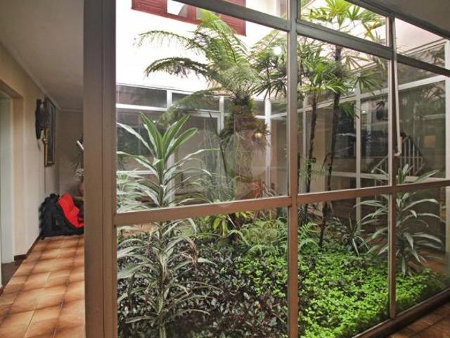 Casa com 4 quartos à venda em Jardim Petrópolis SP