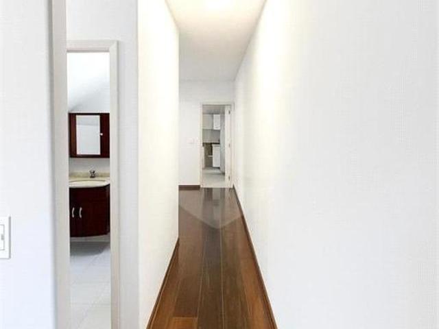 Casa com 4 quartos à venda em Jardim umuarama SP