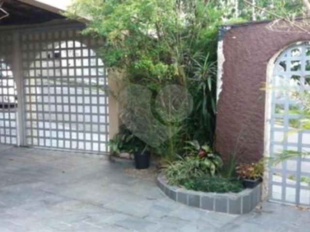 Casa com 4 quartos à venda em Jardim virginia bianca SP