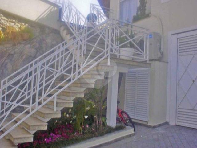 Casa com 4 quartos à venda em Jardim virginia bianca SP