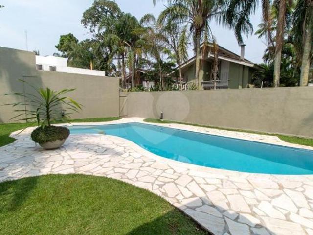 Casa com 4 quartos à venda em Maresias SP