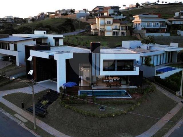 Casa com 4 quartos à venda em Monte Alegre SP