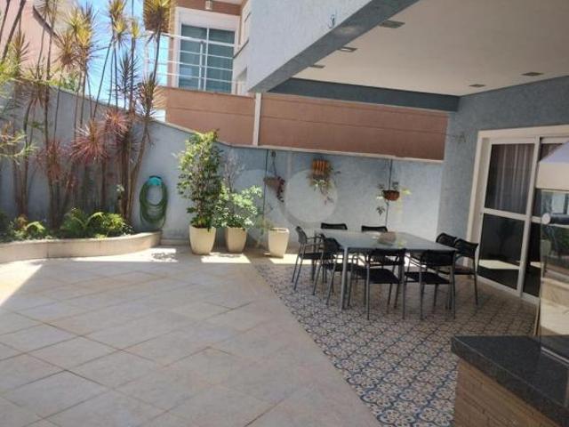 Casa com 4 quartos à venda em Moinho velho SP