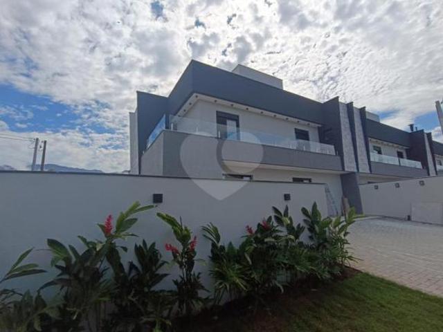 Casa com 4 quartos à venda em Morada da praia SP
