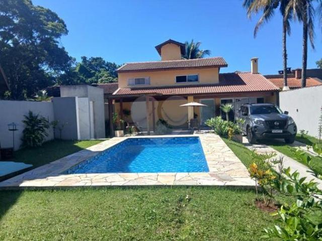 Casa com 4 quartos à venda em Morada da praia SP
