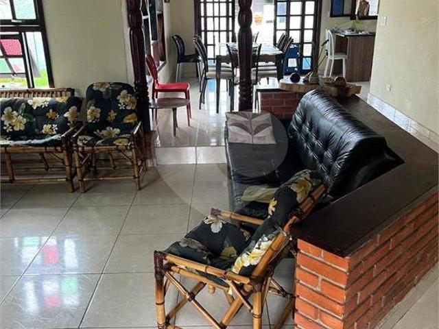 Casa com 4 quartos à venda em Morada da praia SP