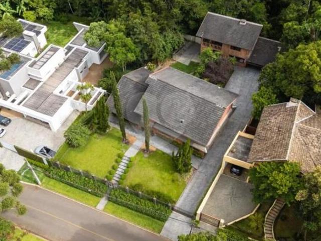 Casa com 4 quartos à venda em Mossunguê PR