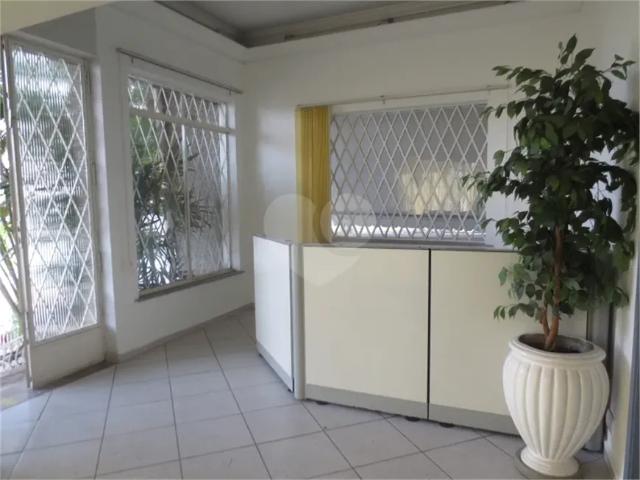 Casa com 4 quartos à venda em Pacaembu SP