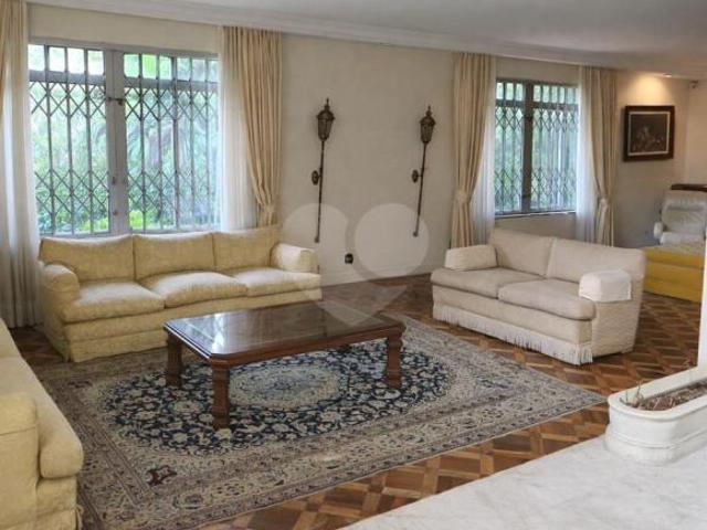 Casa com 4 quartos à venda em Pacaembu SP