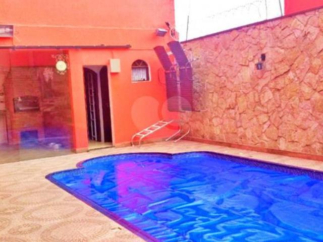 Casa com 4 quartos à venda em Parque continental SP