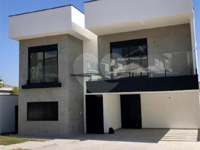 Casa com 4 quartos à venda em Parque das quaresmeiras SP