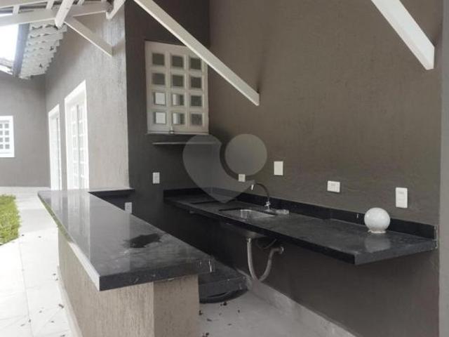 Casa com 4 quartos à venda em Riviera SP