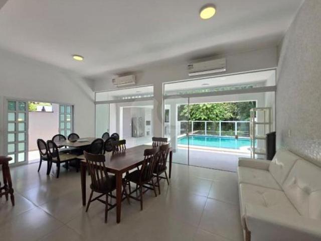 Casa com 4 quartos à venda em Riviera SP