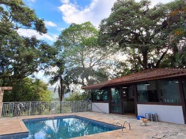 Casa com 4 quartos à venda em Roseira SP