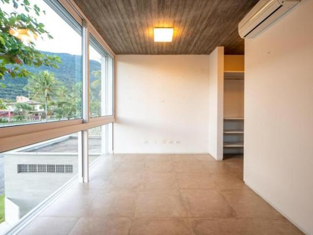 Casa com 4 quartos à venda em São Sebastião, no bairro Guaecá