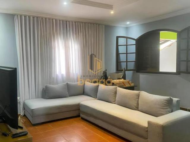 Casa com 4 quartos à venda em Santa Luzia, no bairro São Benedito