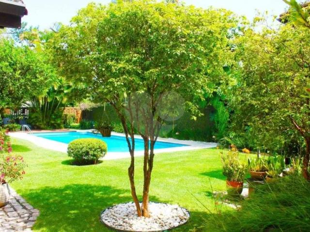 Casa à venda com 4 suítes em Alto da Boa Vista, São Paulo SP