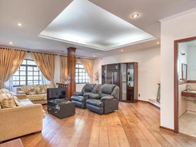 Casa com 4 quartos à venda em Santo amaro SP