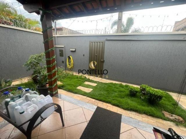 Casa com 4 quartos à venda em Sete Lagoas, no bairro Emília