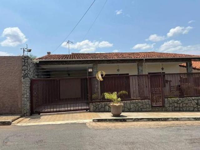 Casa com 4 quartos à venda em Sete Lagoas, no bairro São Cristóvão